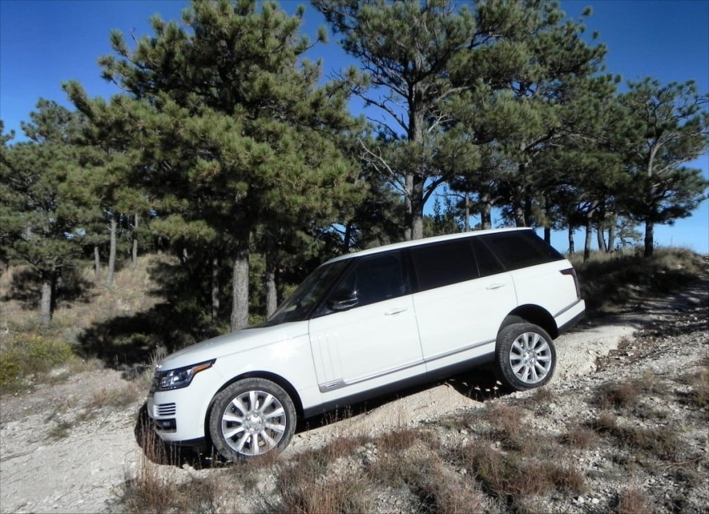 2015 Range Rover LWB is a Big Executive SUV - CarNewsCafe
