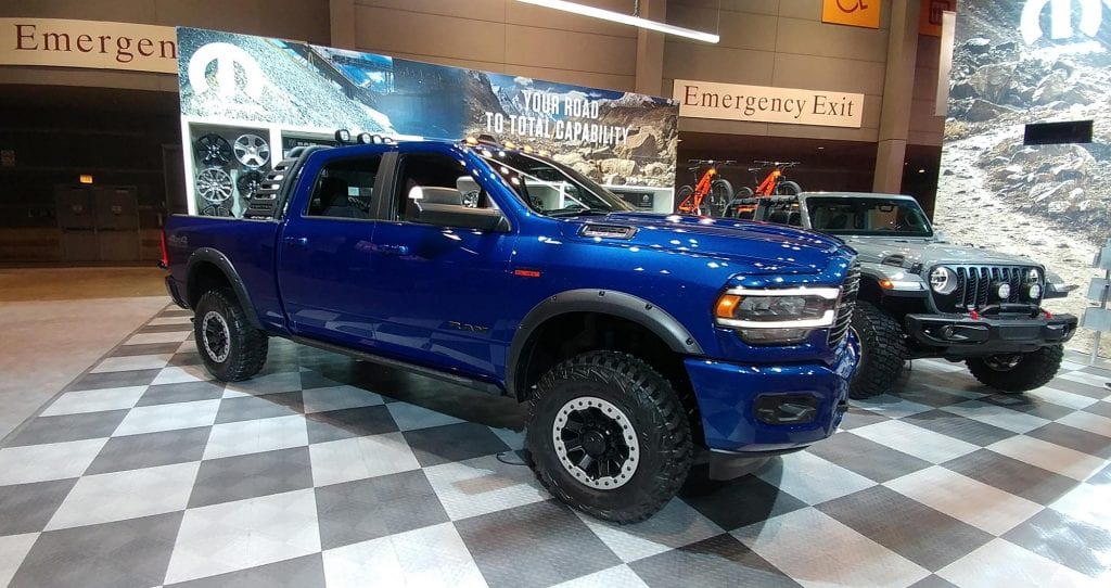Mopar Unveils Customized 2019 Ram 2500 Heavy Duty - CarNewsCafe