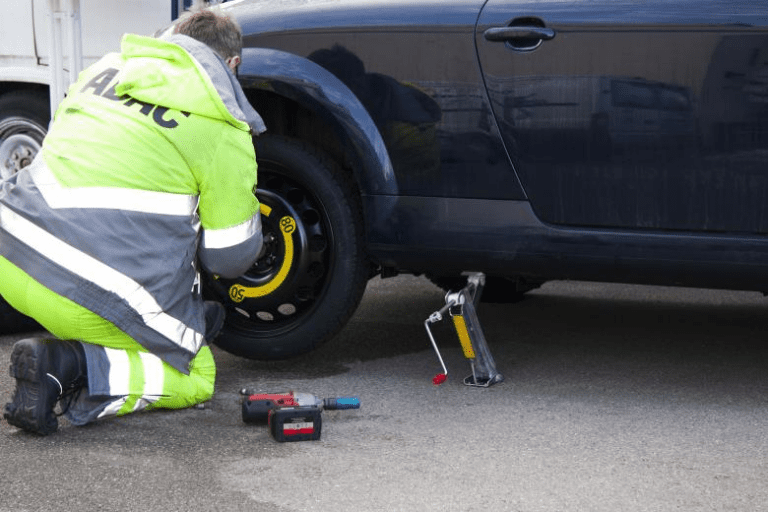 Flat Tire vs. Deflated Tire: How to Spot the Difference - CarNewsCafe