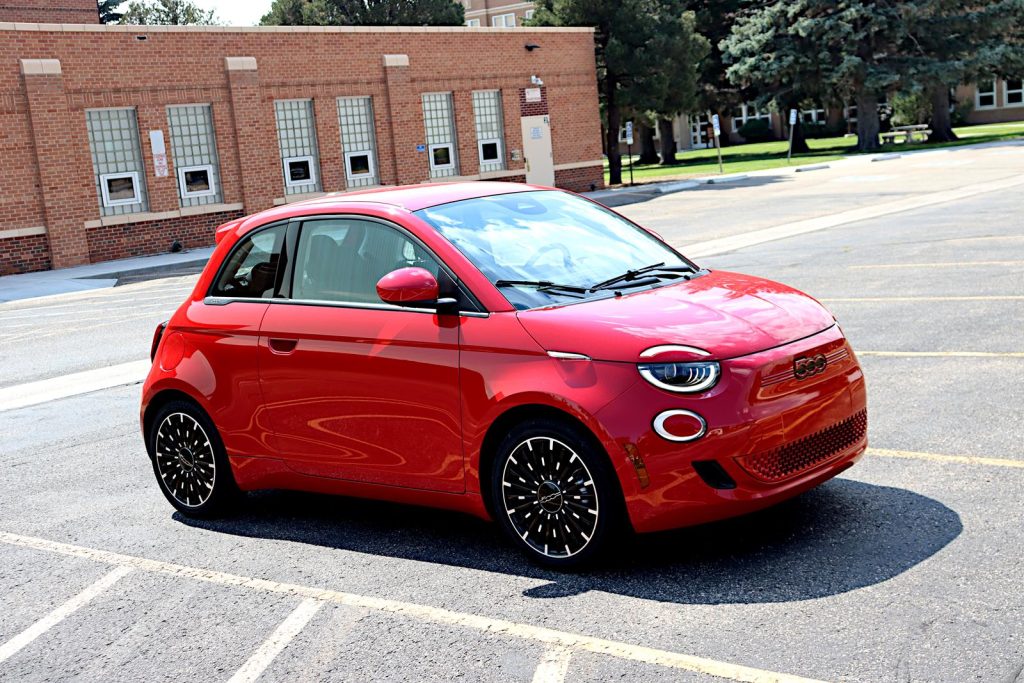 Review: 2024 Fiat 500e Brings Italian Fun as an EV - CarNewsCafe